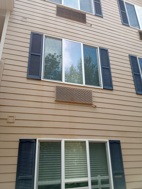 Rust Eradication: Revitalizing Siding and Windows